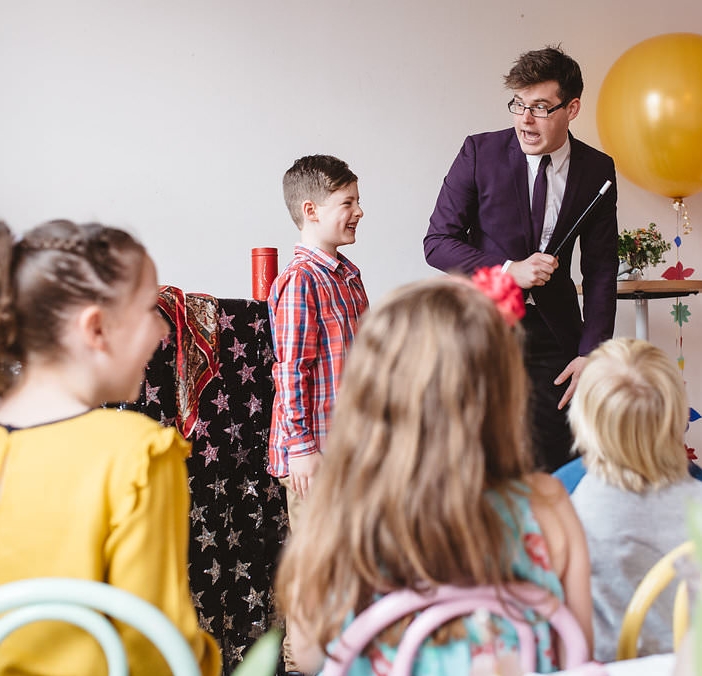 The Amazing Ashley - Party Lane