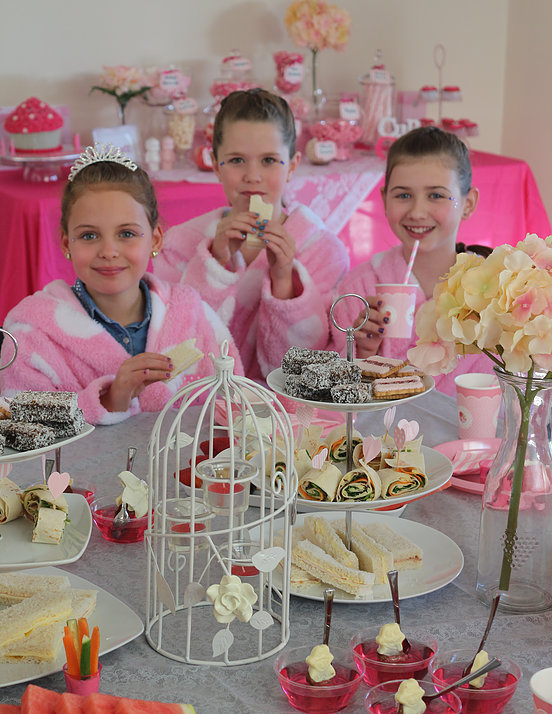 Little Miss Pamper Party and Little Dreamers Sleepover Parties - Party Lane