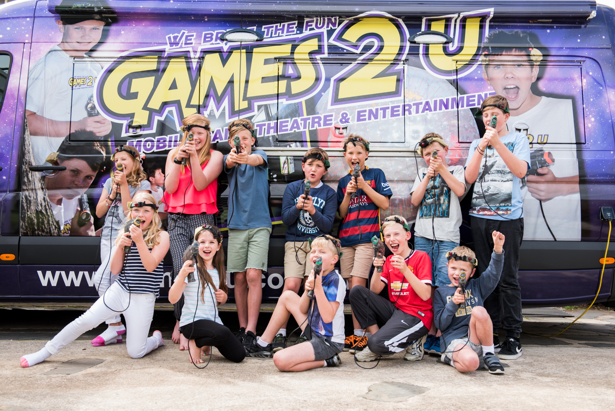 Games 2 U - Party Lane