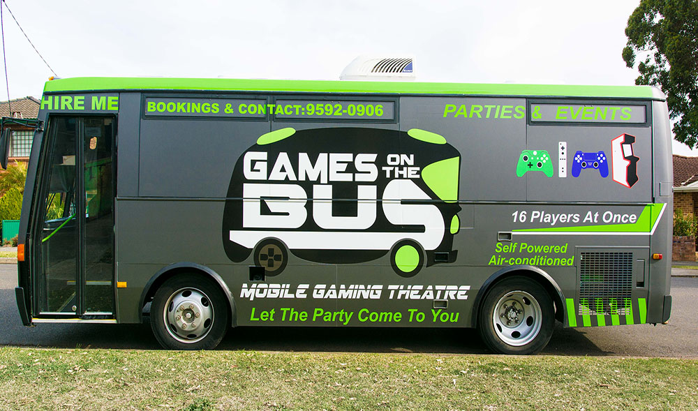 Games on the bus - Party Lane